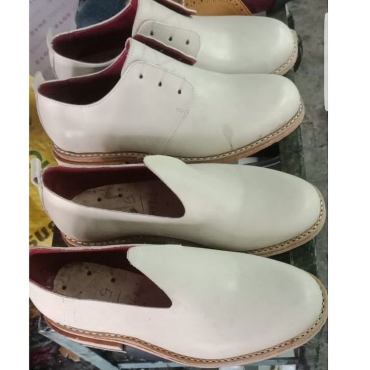 Thaqafah Shoes