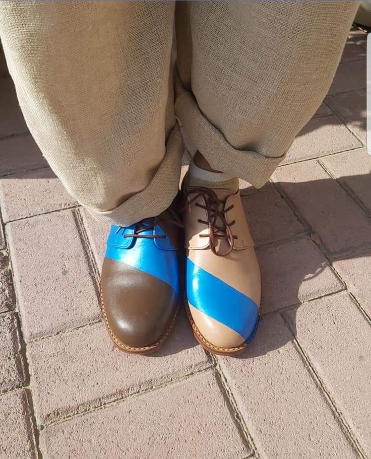 Thaqafah Shoes
