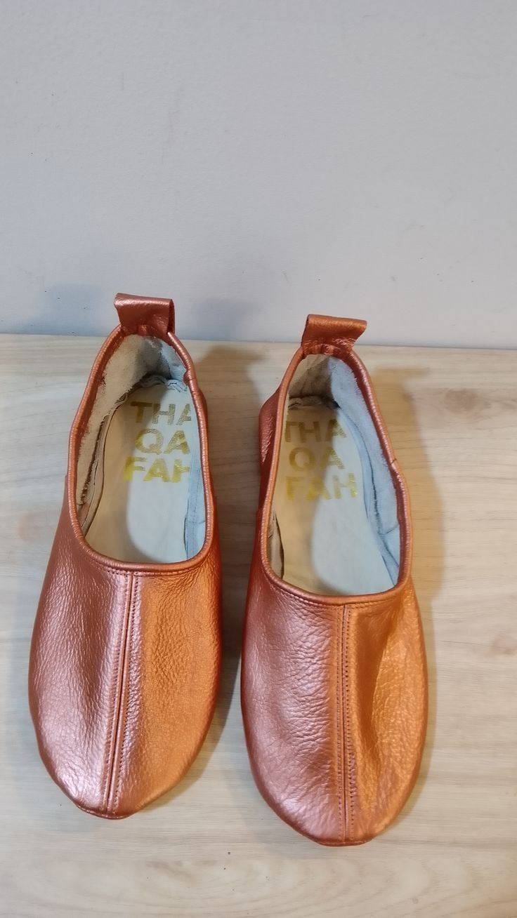 Thaqafah Shoes